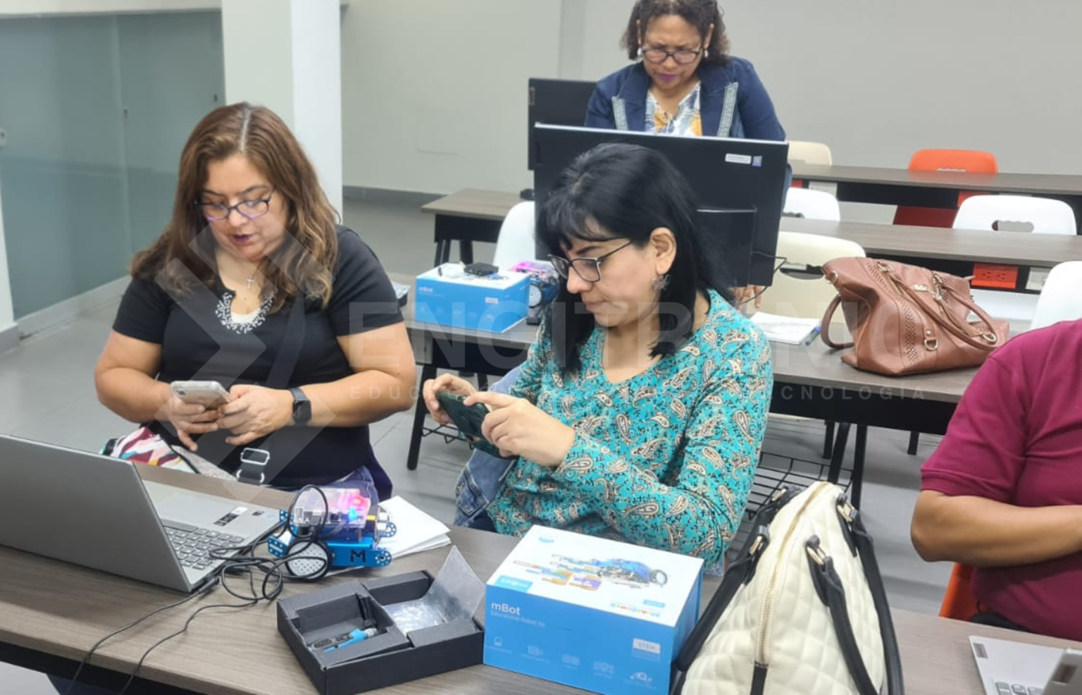 Engitronic Perú – Ingeniería Mecatrónica de Avanzada